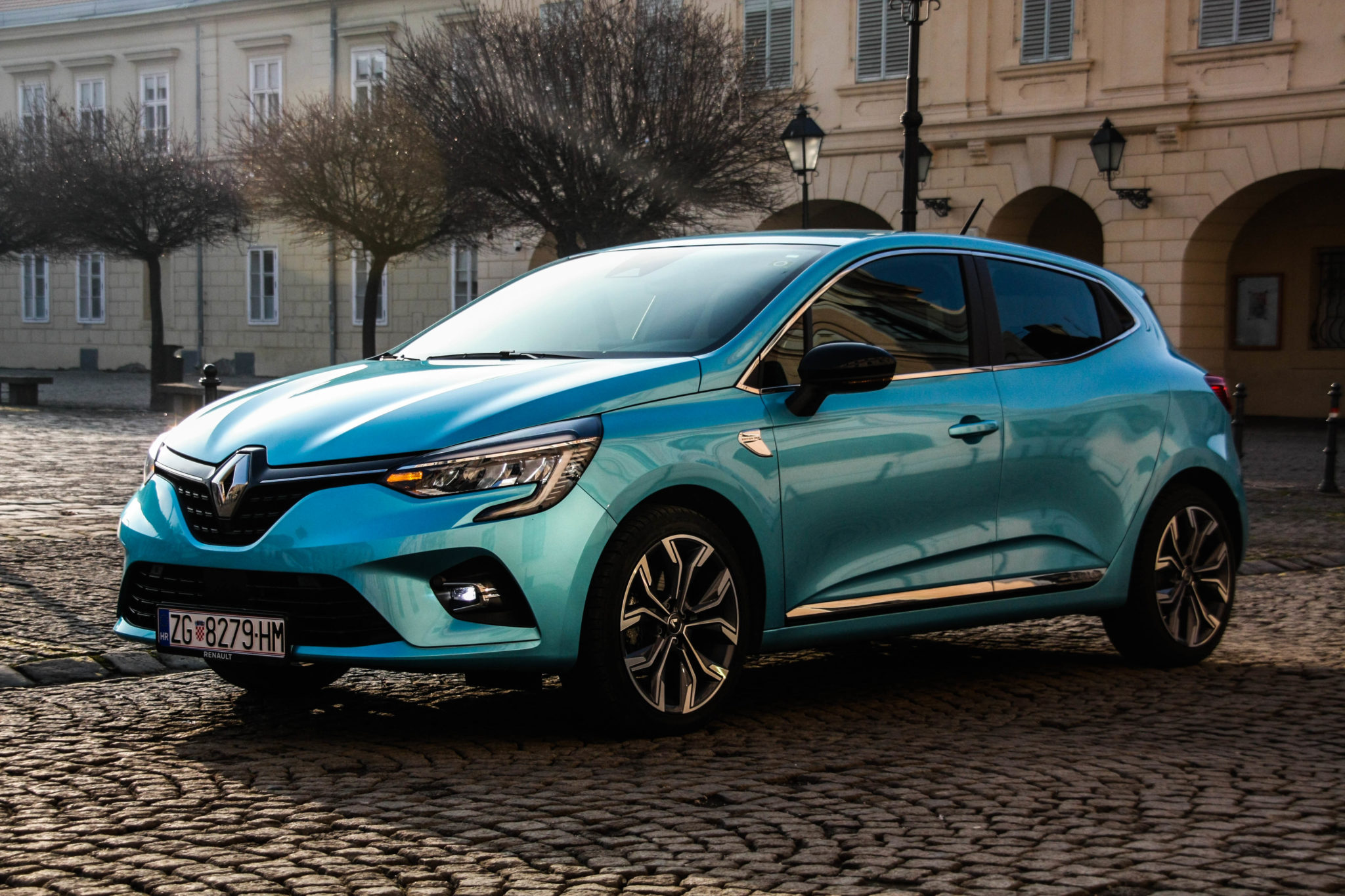 TEST: Renault Clio TCe 130 EDC Edition One - AutopressHR
