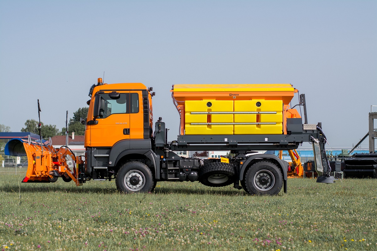 Rascovo rješenje za najteže vremenske uvjete - ljeti građevinsko vozilo ...